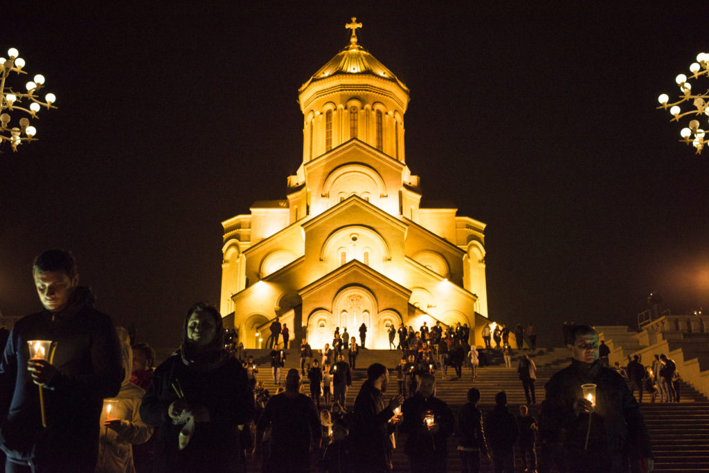 Georgia Cemetery Rituals: A Photo Essay — The Revealer